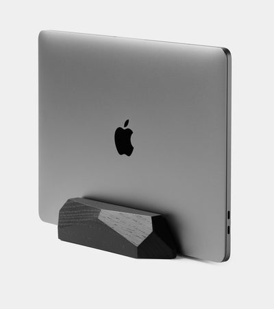 Laptop Dock - Vertical laptop stand | Oakywood.shop