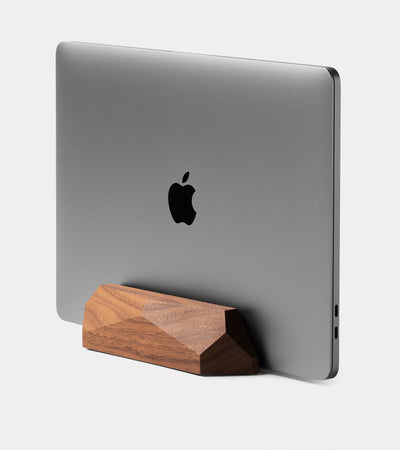 Laptop Dock - Vertical laptop stand | Oakywood.shop