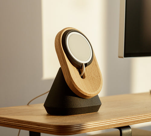 MagSafe iPhone Stand | Oakywood.shop