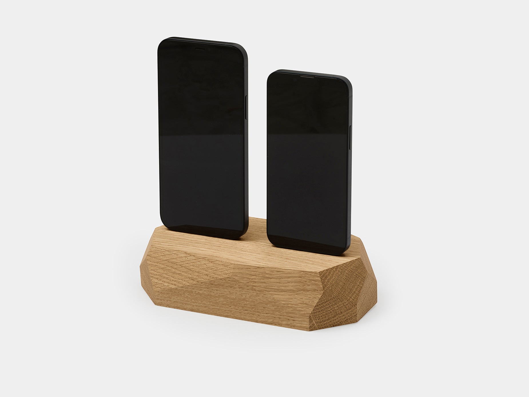 Dual Dock | Wooden Double Docking Station for Two iPhones | Oakywood.shop