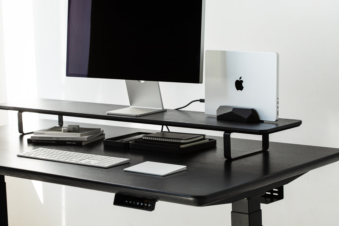Laptop Dock - Vertical laptop stand | Oakywood.shop